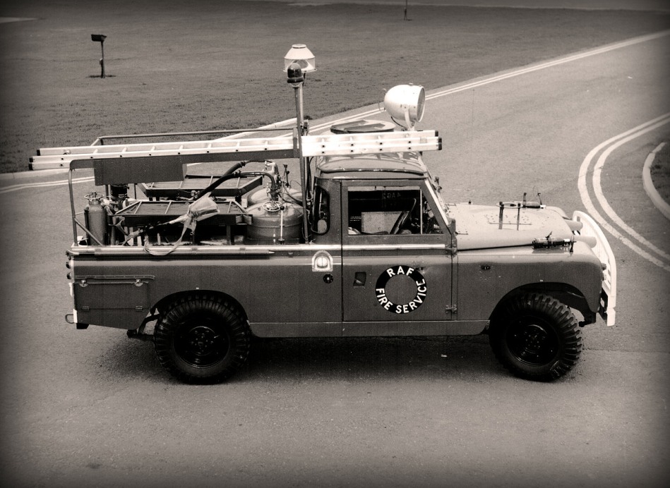 converting a Land Rover to a TACR1 - looking for details - AFV Cold War ...